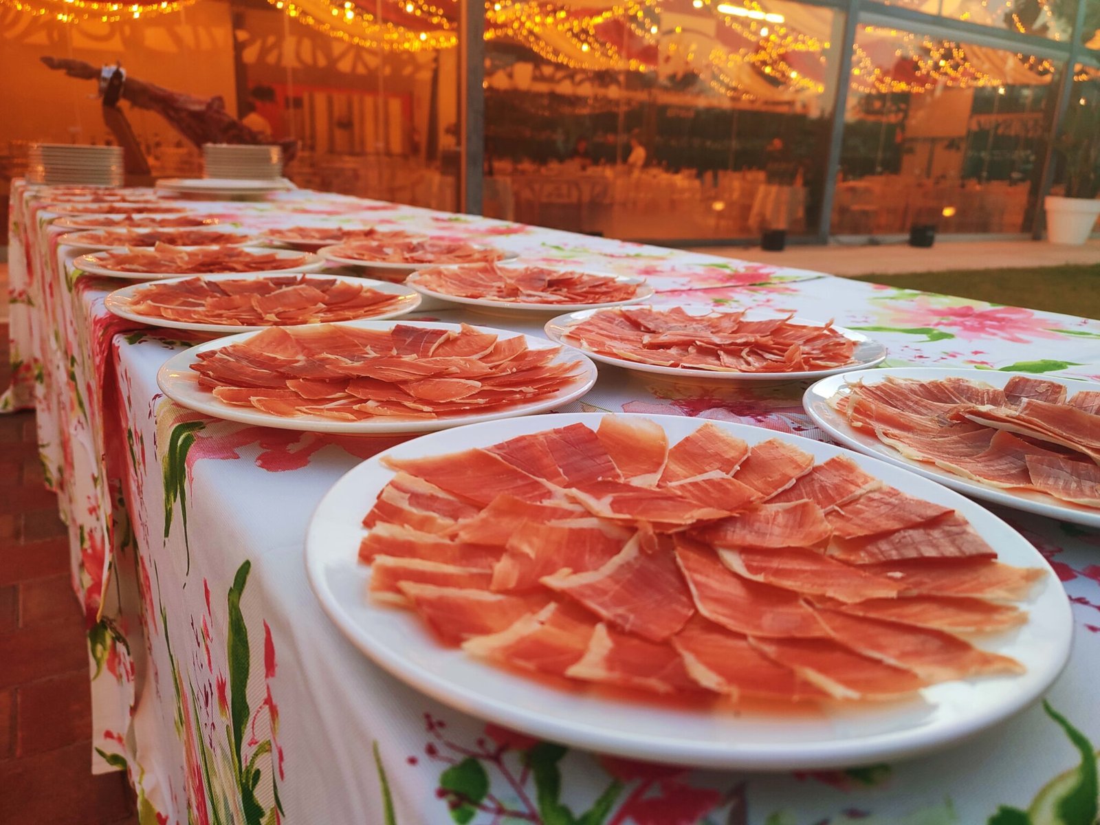 ¿Cuántos platos de jamón salen de un jamón?